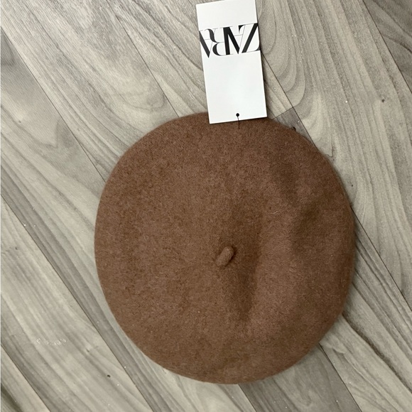 Zara | Accessories | Zara Classic Tan Beret | Poshmark